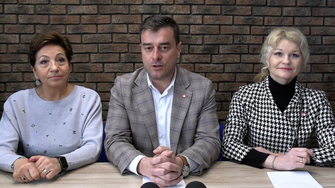 Konferencja prasowa: Koalicja dla Leszna przedstawia kandydatów 18.03. ... Konferencja prasowa: Koalicja dla Leszna przedstawia kandydatów 18.03. ...